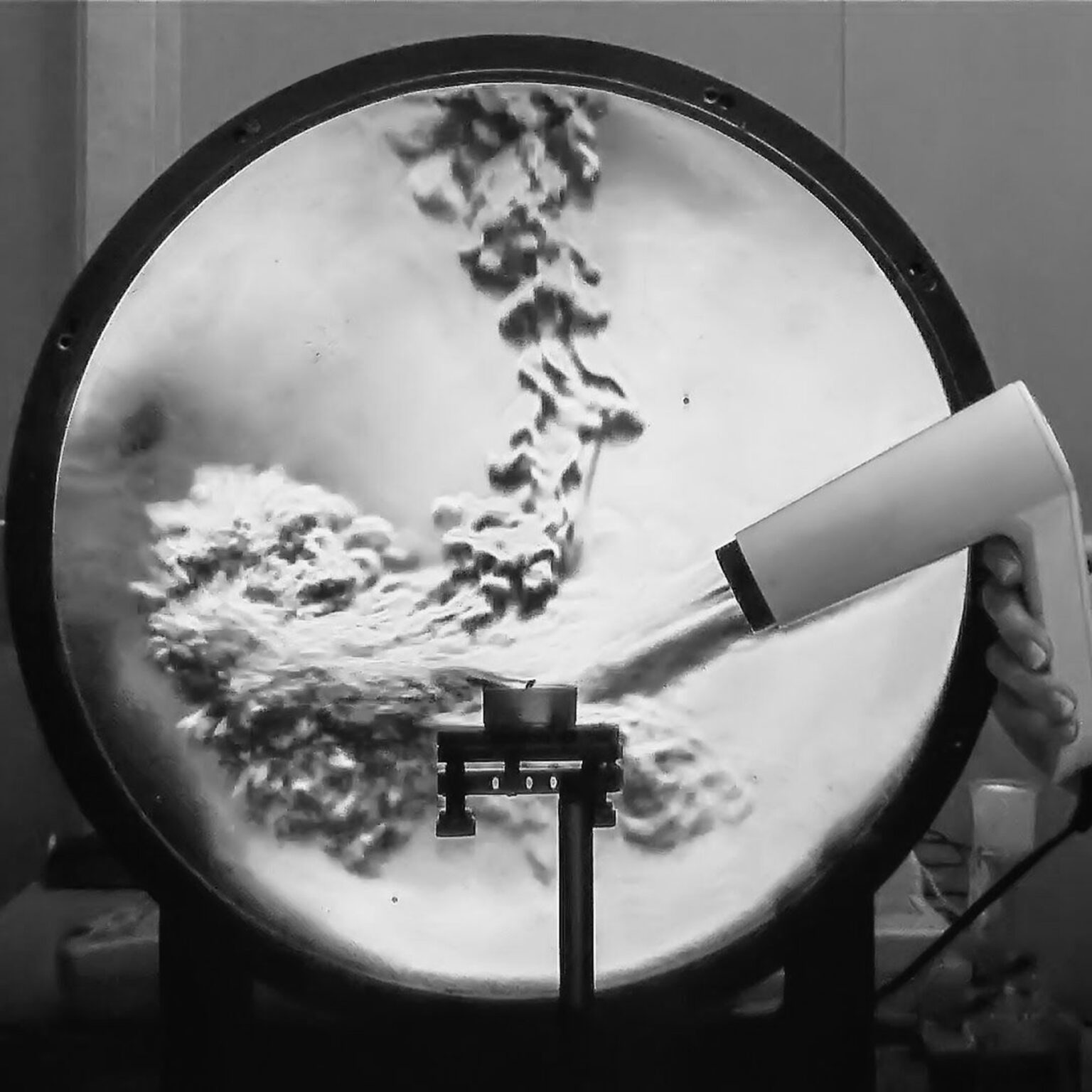 The Art of Seeing Air: Exploring Schlieren Photography - Motley Science